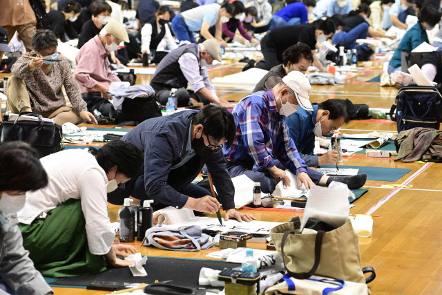 제71회 개천예술제 전국휘호대회 시작으로 화려한 예술의 장 펼쳐