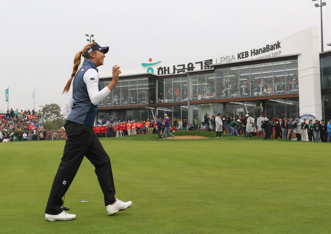 2016 LPGA KEB하나은행 챔피언십,준우승 앨리슨 리의 감사인사 - 브릿지경제