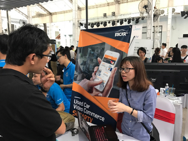 [비바100] 글로벌 중고차 중개 생태계 만드는 ‘씨아이디아우토(CID AUTO)’ 민호기 대표