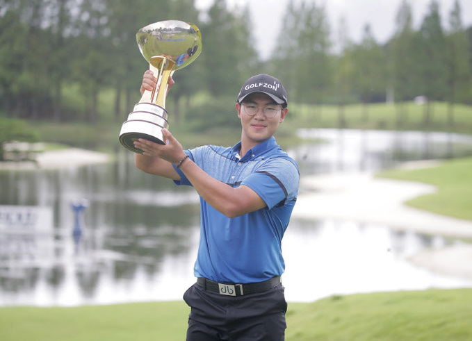 [종합] 김성현, KPGA 선수권대회 역전 우승…코리안 투어 사상 첫 월요예선 통과 우승 기록 작성 - 브릿지경제