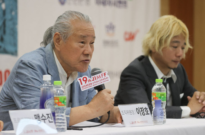 [B그라운드] 19살 JIMFF,"외모 신경 쓰지않고 초심으로 돌아갈 것" - 브릿지경제