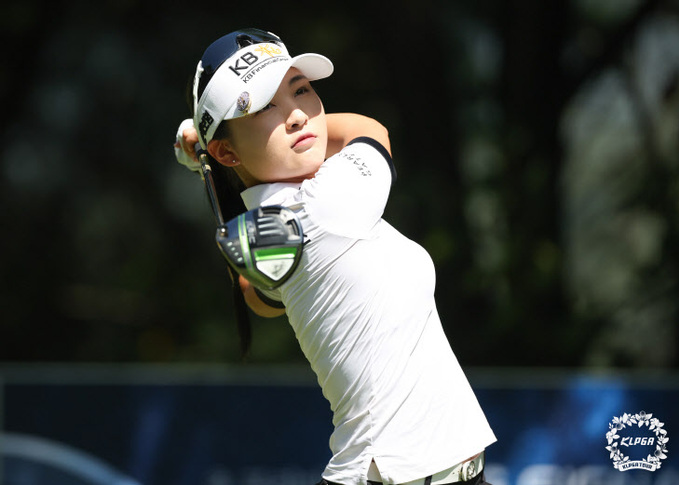 이예원, KLPGA KB금융 스타챔피언십 첫날 공동 1위…시즌 첫 3승 향해 기분 좋은 출발 - 브릿지경제