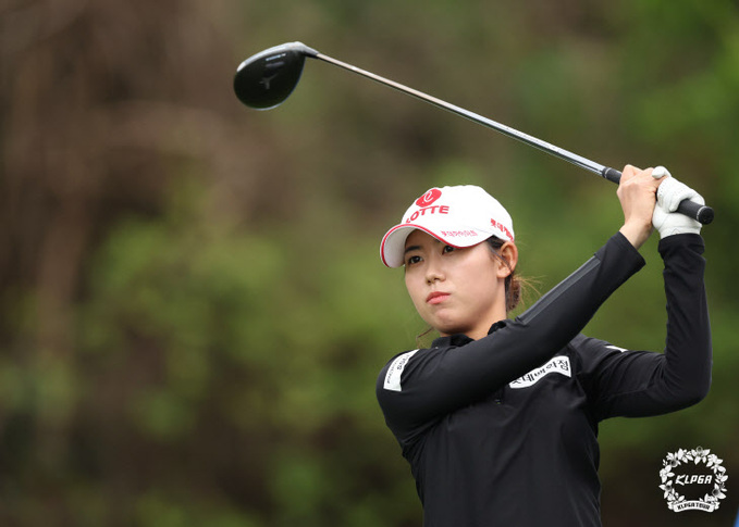 ‘2년 차 징크스 깬’ 황유민, KLPGA 투어 메디힐·한국일보 챔피언십서 2주 연속 우승 도전